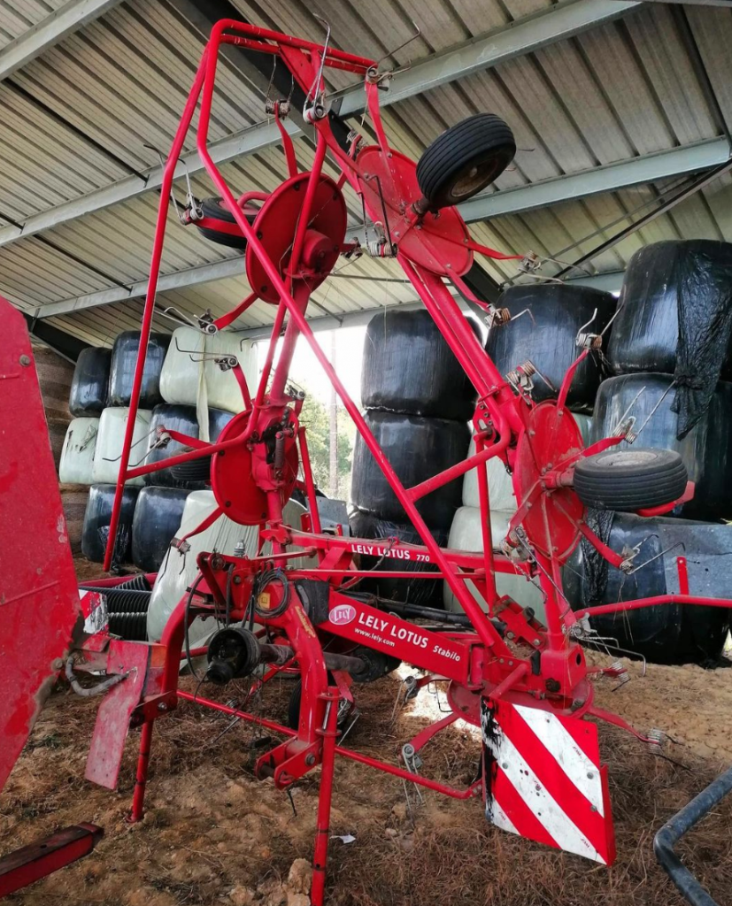 Une fenaison réussie pour des récoltes de foin fructueuses ...