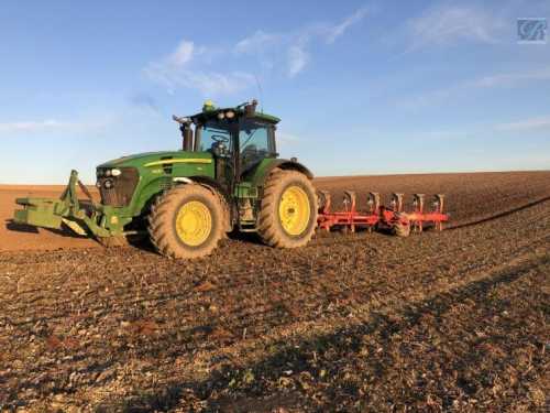 Prestation de LABOUR | 2023 vues | VotreMachine.com